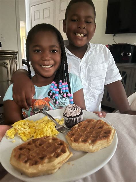 Not Business Related Yall My Heart🥰🥰 I Present To You My First Mommy Breakfast In Bed