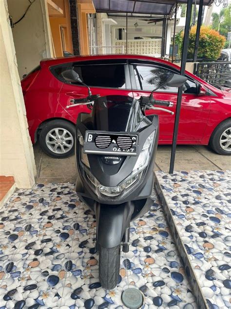 Honda Pcx Cbs Iss Tahun 2022 Motor Di Carousell