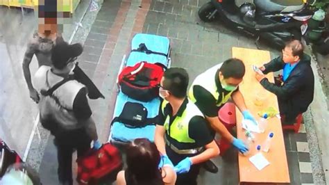 酗酒父討錢不成爆口角 父子互砍波及母親｜東森新聞