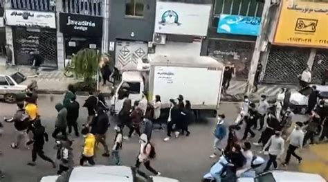 مقتل 3 متظاهرين برصاص القوات الإيرانية في كردستان نداء الوطن