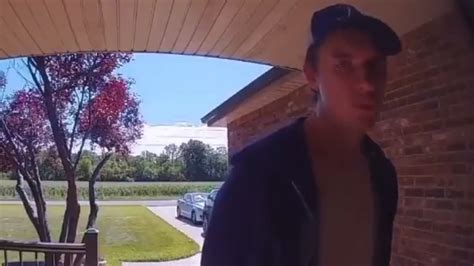 Video Hombre asesina a balazos al exnovio de su hija porque amenazó a