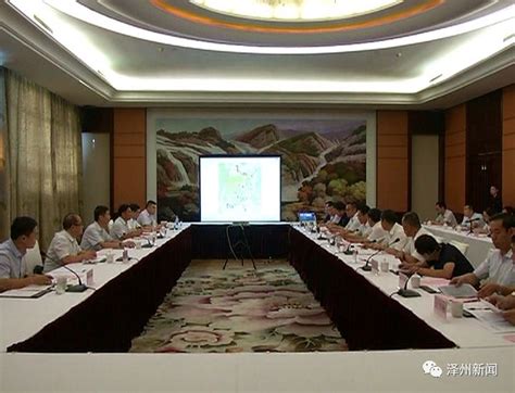 中铁七局高管在我县调研金村