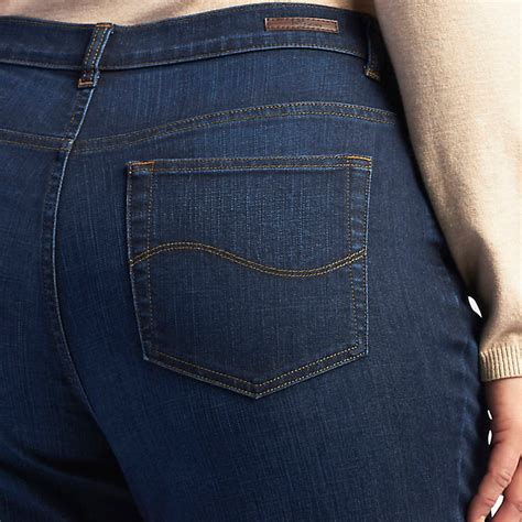 Stretch Relaxed Fit Straight Leg Jean Plus Lee
