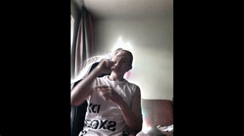Белый парень 😱 в белом платье 👗😍 выгляжу как шейх😈😎👳🏻‍♂️ Кринжую на