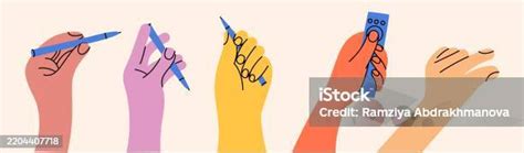 다양한 위치에서 손 제스처 세트 색상 벡터 그림입니다 검지 중지 약지 새끼 손가락 및 엄지 손가락 펜이나 리모컨을 들고 있는 손 5에 대한 스톡 벡터 아트 및 기타 이미지