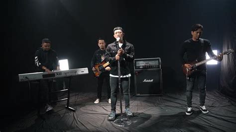 Band Repvblik Awali Tahun 2023 Dengan Single Berbeda Dari Sebelumnya
