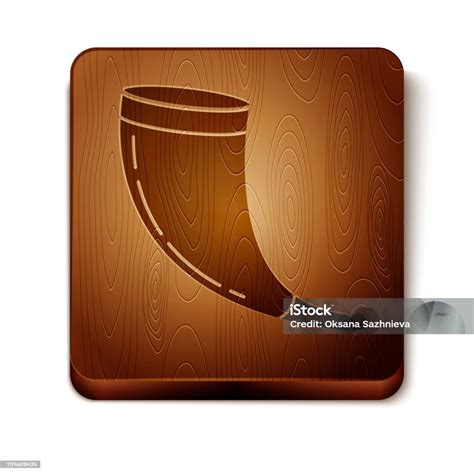 갈색 전통적인 램 뿔 흰색 배경에 고립 된 쇼파 아이콘 로쉬 하샤나 유대인 새해 휴일 전통 기호입니다 나무 사각형 버튼입니다