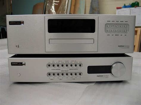 EMM Labs DCC2 SE DAC Linestage Preamp And CDSD SE CD SACD Transport
