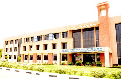 Speaker Punjab Legislative Assembly Visits Vet Varsity May 30 Agribot