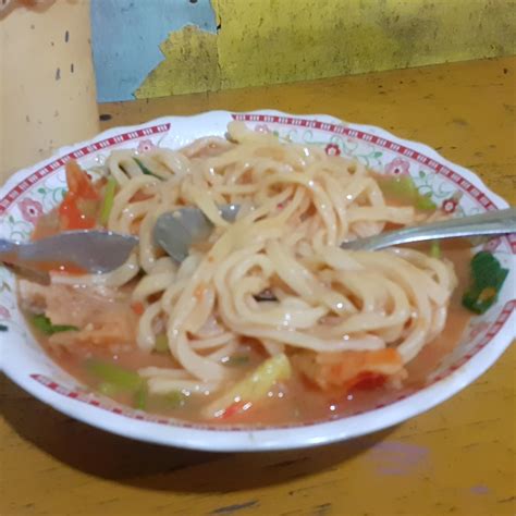 Mie Pangsit Gola