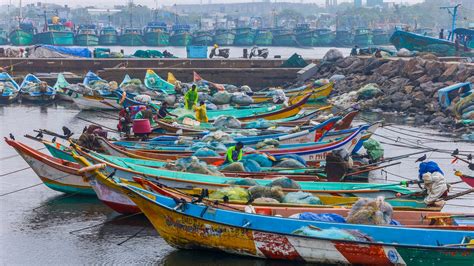 Rain Lashes Several Parts Of Chennai Latest News India Sindhu Dhara