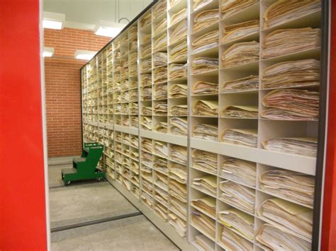 Avantages Et Inconv Nients Des Archives Physiques Et Lectroniques