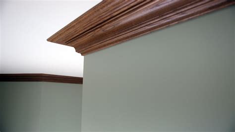 Oak Wood Ceiling White Crown Molding