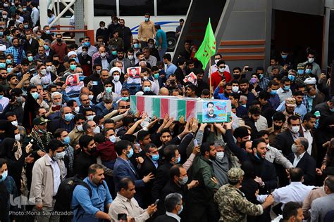 استقبال از پیکر شهید احسان کربلایی‌پور در اهواز