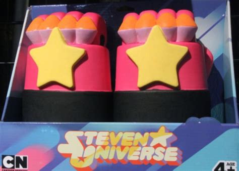 Steven Universe Garnet S Gauntlet Steven Universe Garnet Steven Universe Steven Universe Funny