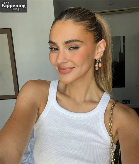 Stefanie Giesinger Sexy 10 Photos Thefappening