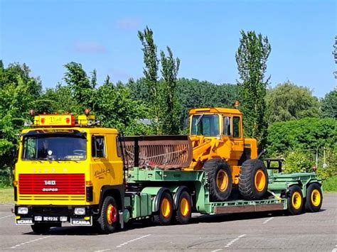 8 Klapper 8 Klapper Added A New Photo