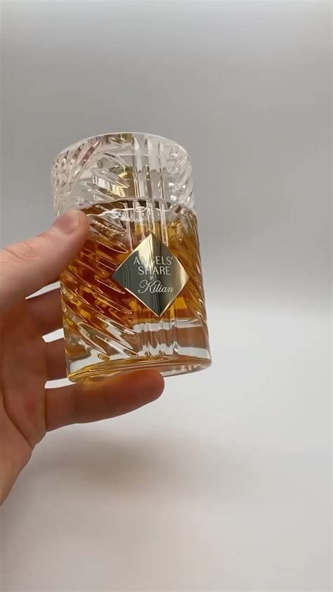 ‎عطر و ادکلن عرشیا‎ ‎“برای هر لحظه‌ای که می‌خواهی قدرت و آزادی رو در