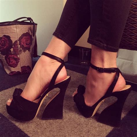 Kimberly Schlapmans Feet