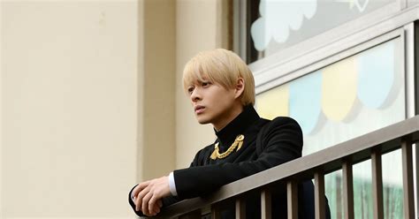 平野紫耀『かぐや様は告らせたい』続編で再び地毛を金髪に｜シネマトゥデイ