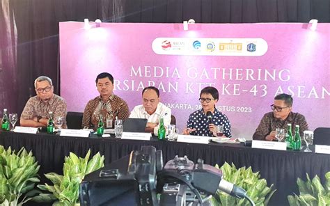 Menkominfo Maksimalkan Layanan Media Center Untuk Ribuan Jurnalis Asing Dan Lokal Liputan KTT Ke