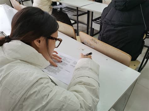 【学习二十大 奋进新征程】英语语言学院学生第四支部组织开展“党的二十大精神应知应会知识测试”主题党日活动 安徽外国语学院 ︱anhui