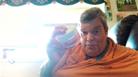 Buttflys Flying Round Flowers Youtube