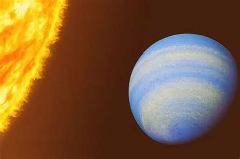 Scientists Discover Planet The Size Of Jupiter That Reeks Of Rotten