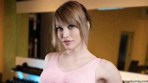 Izzy Wilde Life Story Bio Lifestyle Career Net Worth And Hidden