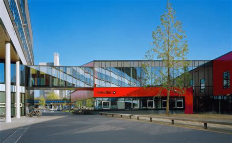 The University Of Twente Using Axiwi For Instructing New Users Of The