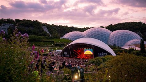 Rap Group Kneecaps Eden Project Show Cancelled Organisers Say Bbc News