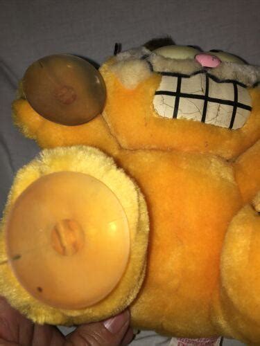 Garfield Stuck On You Vintage Plush Suction Cups 19781981 Car Window