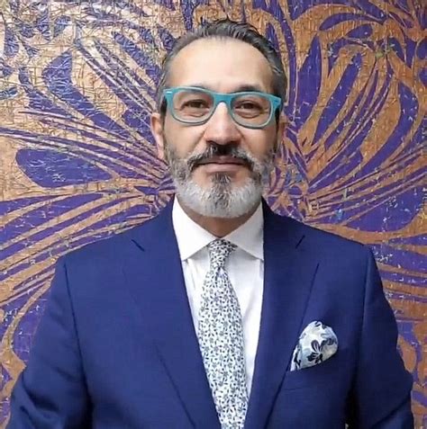 کلینیک پوست دکتر حمیدرضا کلانتری ایران اسکین‌فکت