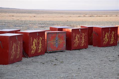 А Эрдэнэ Очирын гэгээн дурсгалд зориулсан тэмээн жин тээх аялал боллоо Өглөө мн