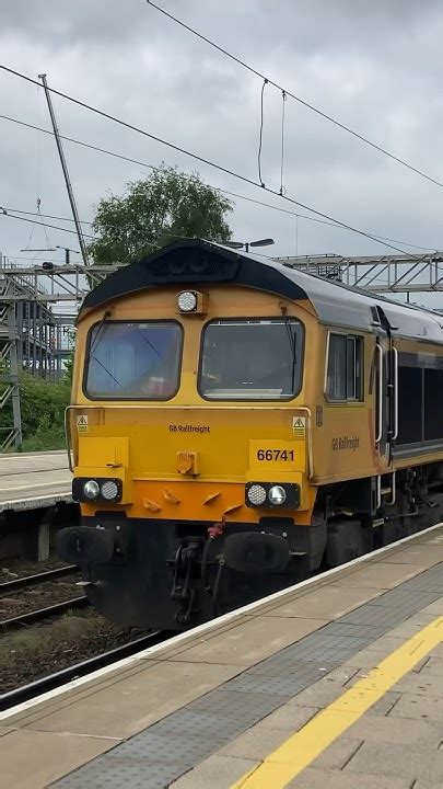 Gbrf Class 66741 Passing Stafford Youtube