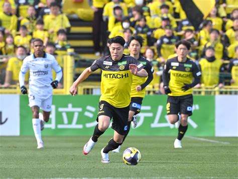 柏―川崎、前半は0―0で終了 ホームの柏が押し気味に進める スポーツ報知