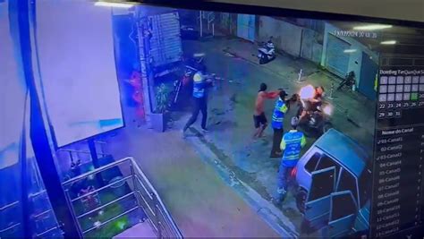 Vídeo Bandidos Com Uniforme Matam Policial Na Zona Oeste Super Rádio