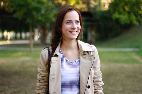 7 Ways To Wear Sommer Trenchcoats Suechtignach At