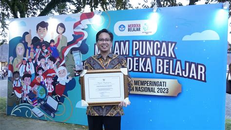 ITS Raih Penghargaan Anugerah Merdeka Belajar Dari Kemendikbudristek