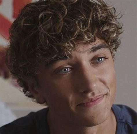 Jeremiah Icon In 2023 Cute Celebrity Guys Pretty Men Jeremiah