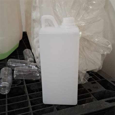 Jual Jerigen Jirigen 1 Liter Bagus Murah Banget Jakarta Timur Handzaka Tokopedia