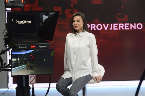 Gloria Reporterka I Voditeljica Ema Branica O Poslu Ljubavi I