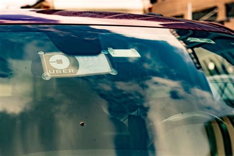 Uber And Lyft Strike Drivers Wont Pick Up Drop Off Passengers At