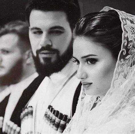 •მიყვარხარ ცამდე მთვარემდე მზემდე•