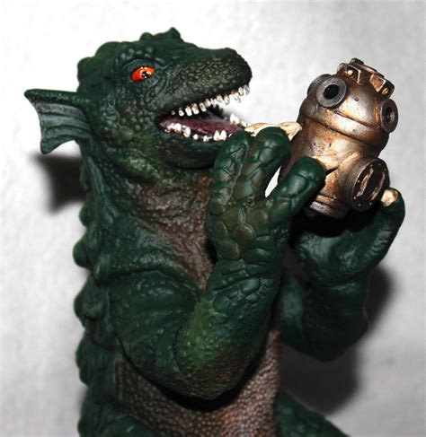 Gorgo 1961 The Doctors Model Mansion