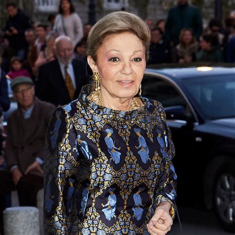 Con La Tiara De Su Madre Y Un Vestido De Elie Saab Alexandra De