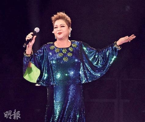 張偉文坐輪椅開騷被聲大女歌手指「慘不忍睹」 肥媽：睇到個心唔舒服 有人講好陰功 20220911 Showbiz 明報 Our