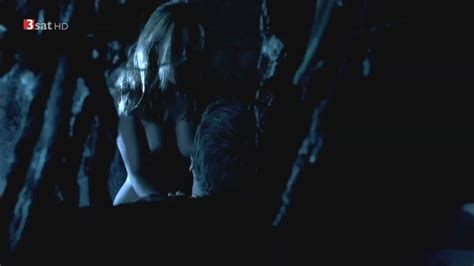 Naked Noemi Besedes In Tod Am Engelstein