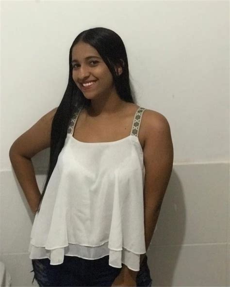 Pin De Carolina 🤍 Em Meus Pins Salvos