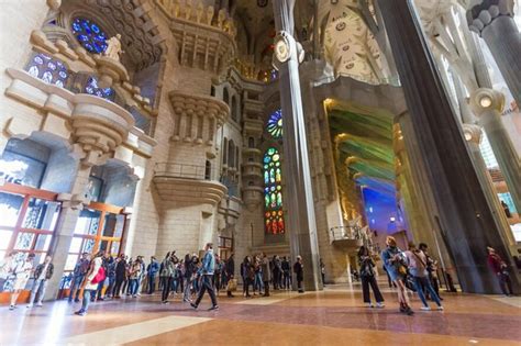 Visita guiada de entrada rápida a la Sagrada Familia solo en inglés
